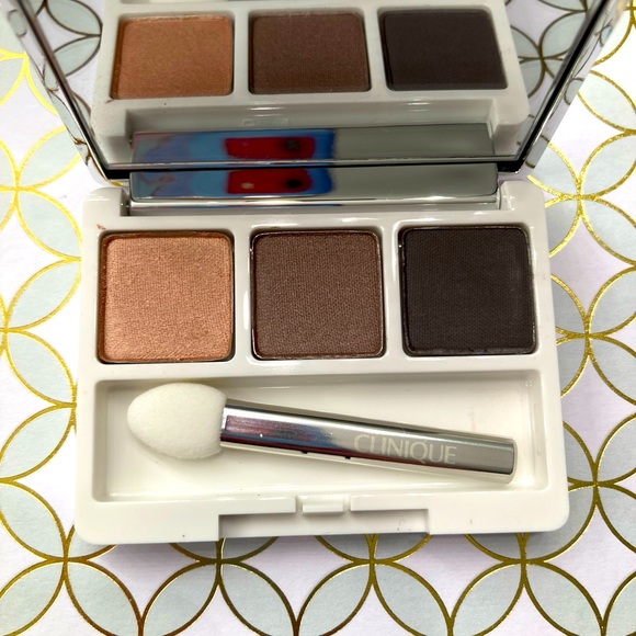 Clinique | Makeup | Firm Price Clinique Mini Eyeshadow Palette | Poshmark